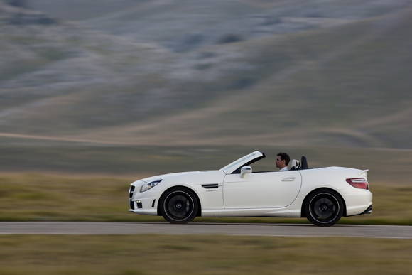 [라이벌 명차] BMW Z4 vs 메르세데스-벤츠 SLK