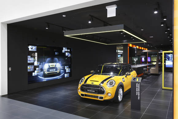BMW 미니, 전기차 충전기와 브랜드 스토어로 ‘iF디자인’ 수상