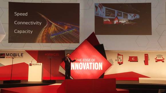 MWC 2015 스마트카, IoT의 키를 쥐다