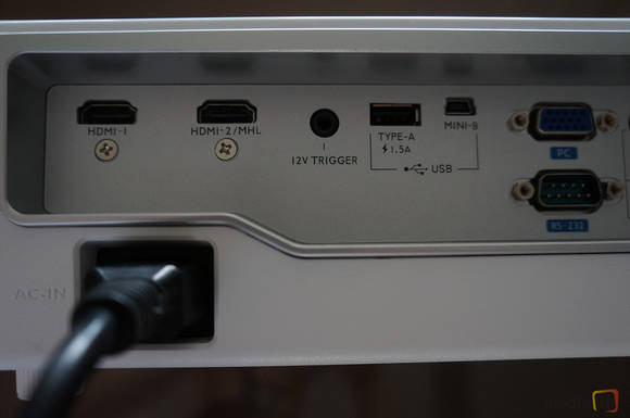 가격과 성능 모두 잡은 보급형 HD 프로젝터, 벤큐 W1070+