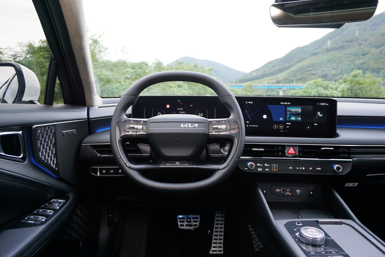 Now Not to be Taken Lightly, Kia The New K8 [Test Drive]