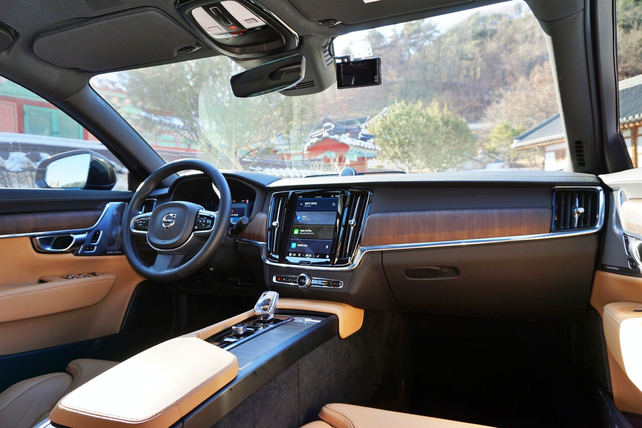 E 세그먼트 생태계 교란종, 볼보 S90 B5 [시승기]