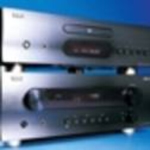 인켈의 스테레오 리시버 ‘RX-772’와 CD 플레이어 ‘CD-772’